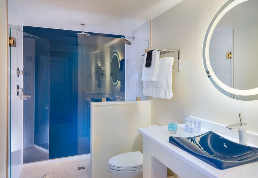 A Guide to Commercial Interior Glass Opacity